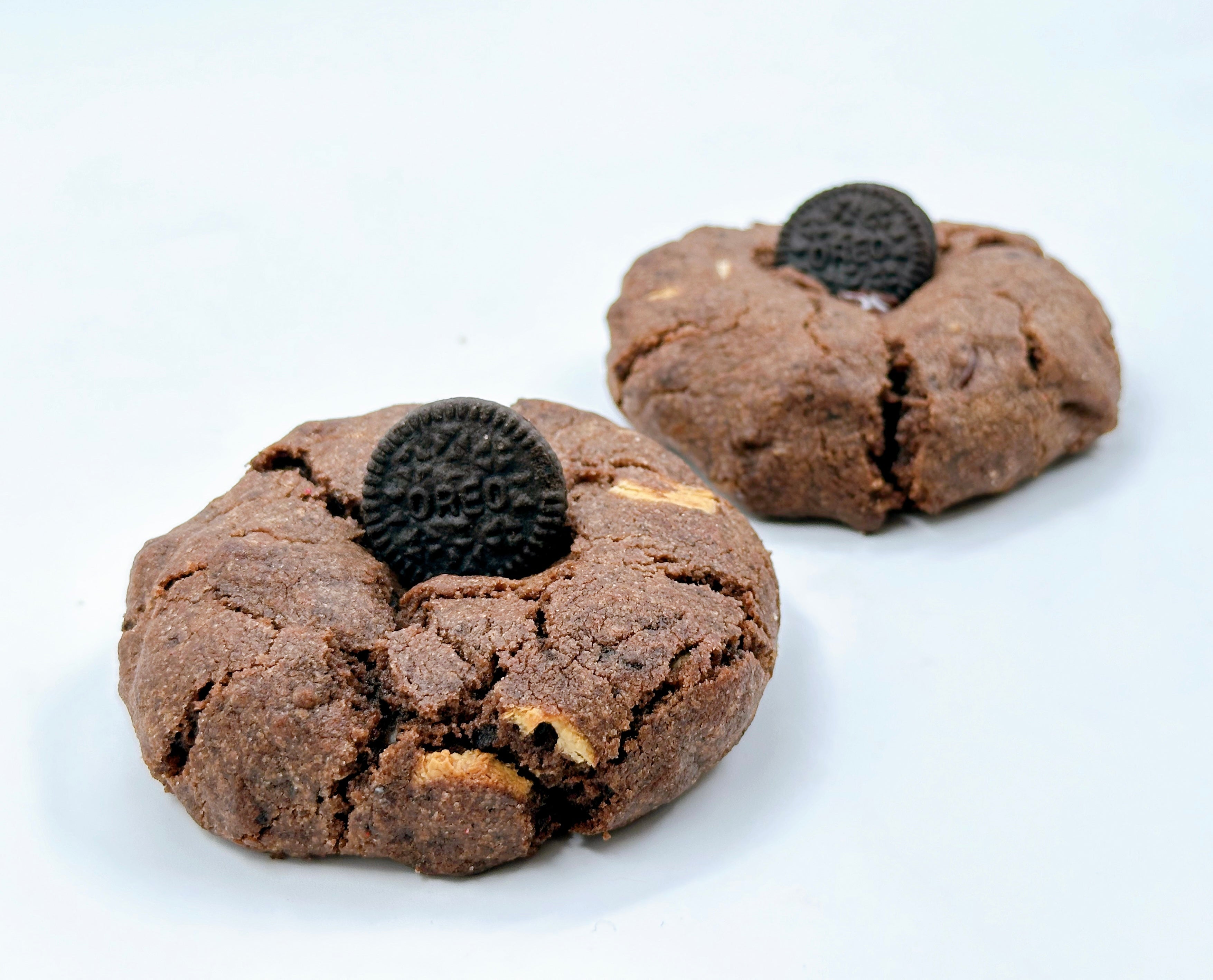 The Oreo Marvels: Oreo Cookies, White & Dark Chocolate Cookie – Claire ...