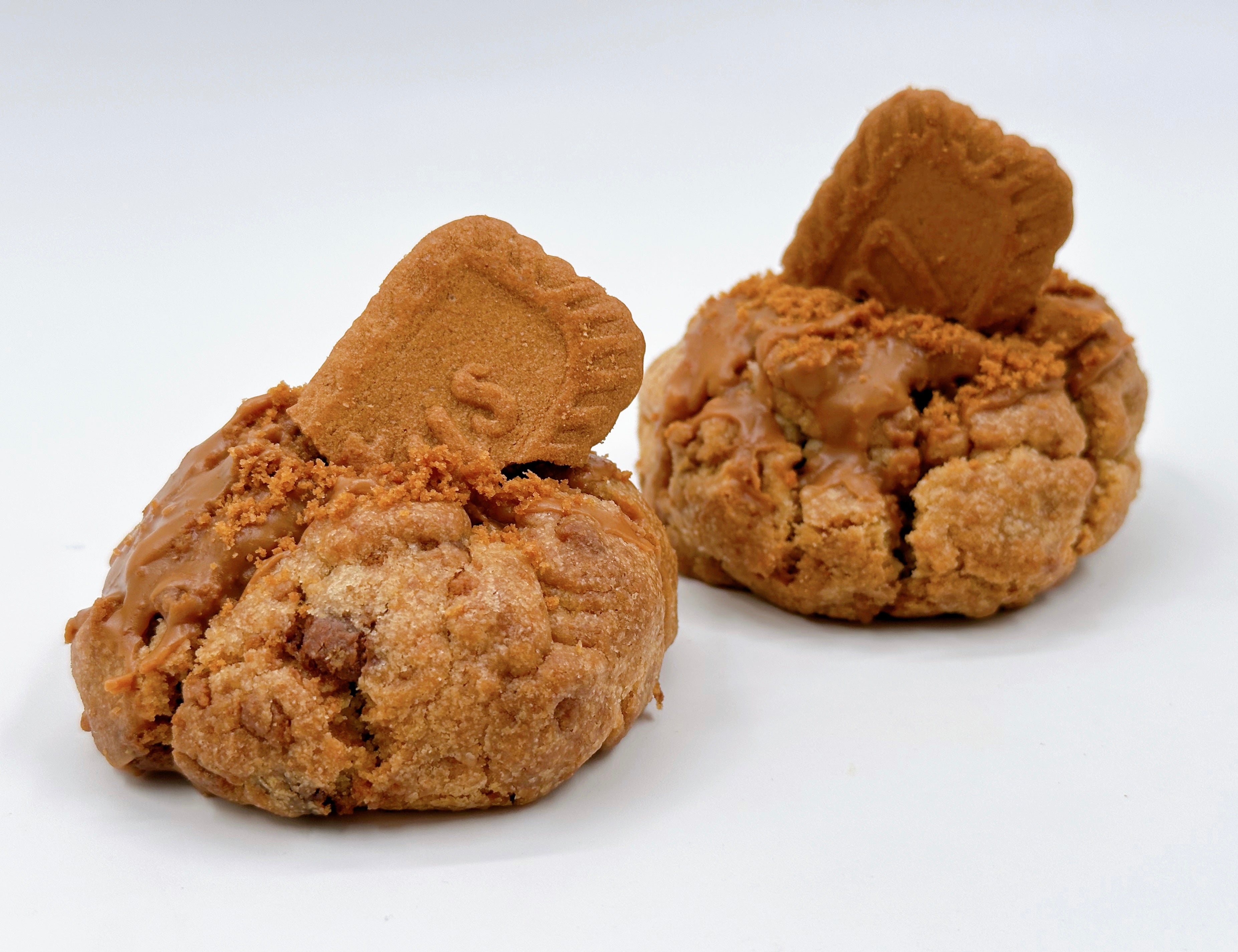 The Blissful Biscoff: Biscoff Biscuit & White Chocolate Cookie – Claire ...